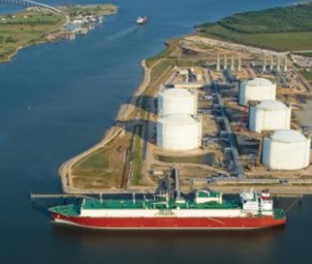 Golden Pass LNG Train 1 Complete, First Cargoes Expected in March