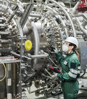 Baker Hughes Buys Chart Industries in $13.6 Billion Energy Tech Merger