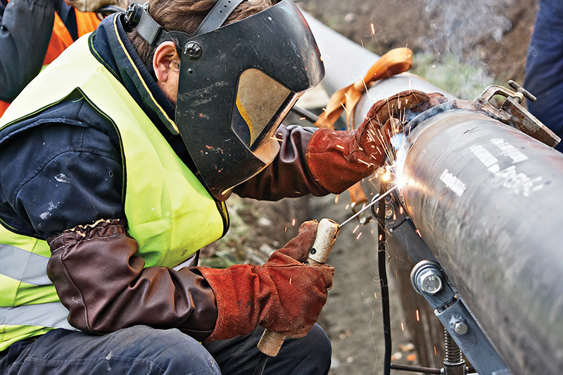U.S. Oil and Gas Employment Declines in 2026, Extending Multi-Year Trend